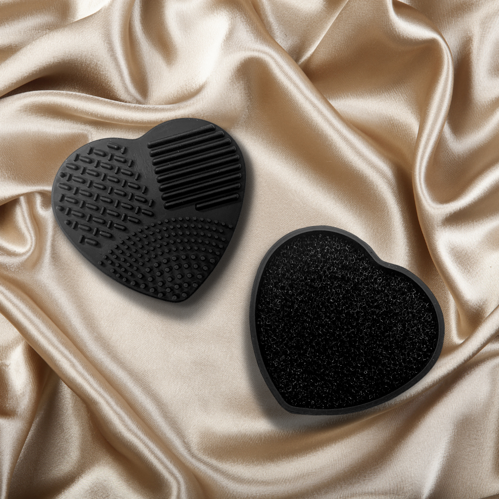 Squeaky Clean Brush Cleaning Tool – CJP Beauty